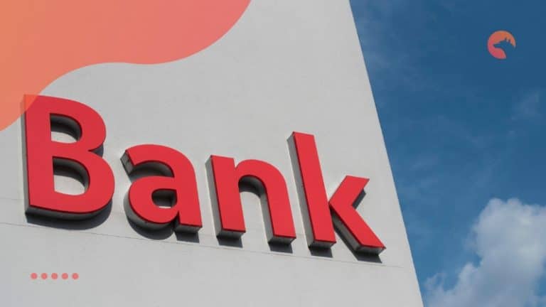 Best Financial Institutions: Compare Services and Fees